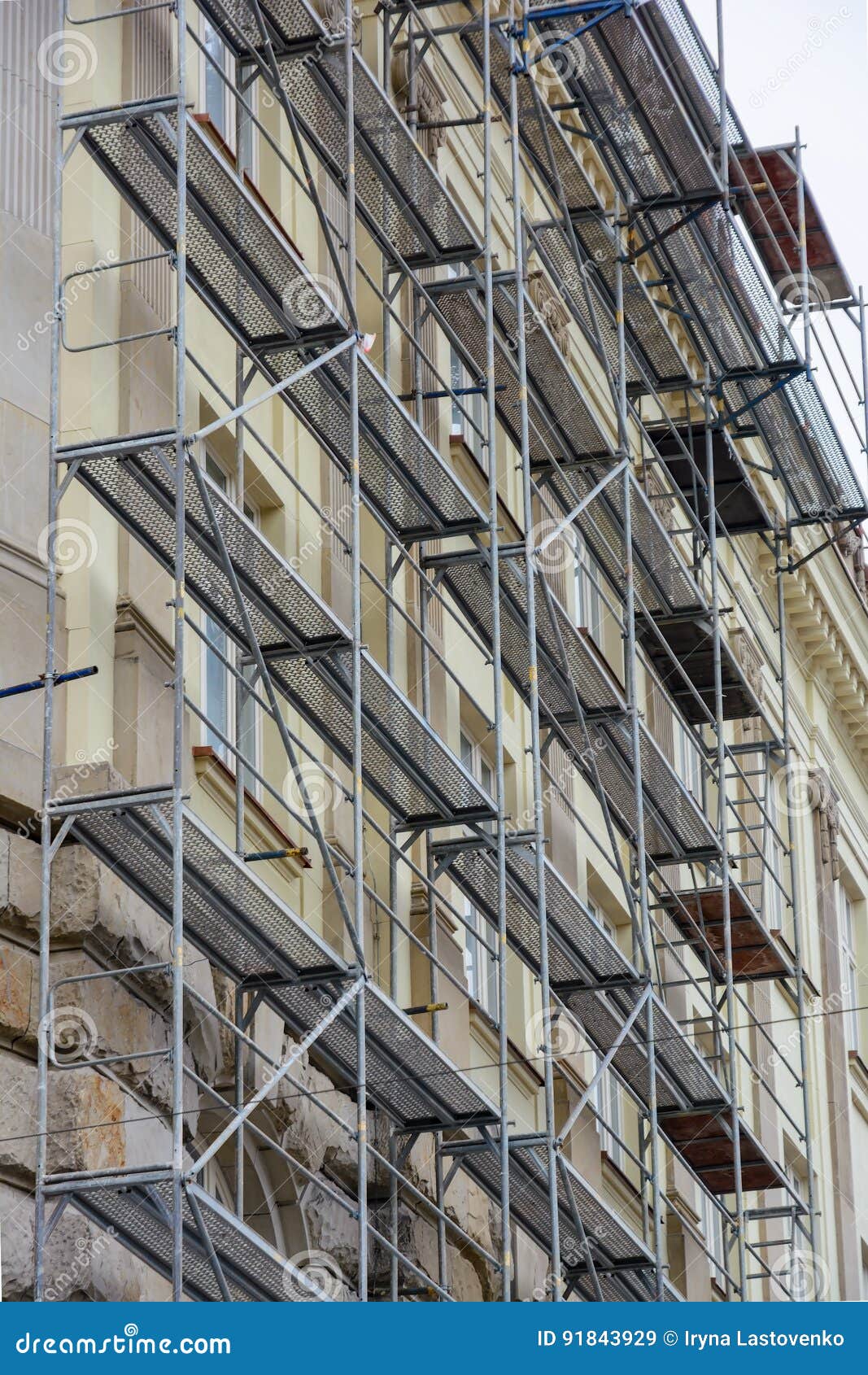 Repair of the building. stock image. Image of platform - 91843929