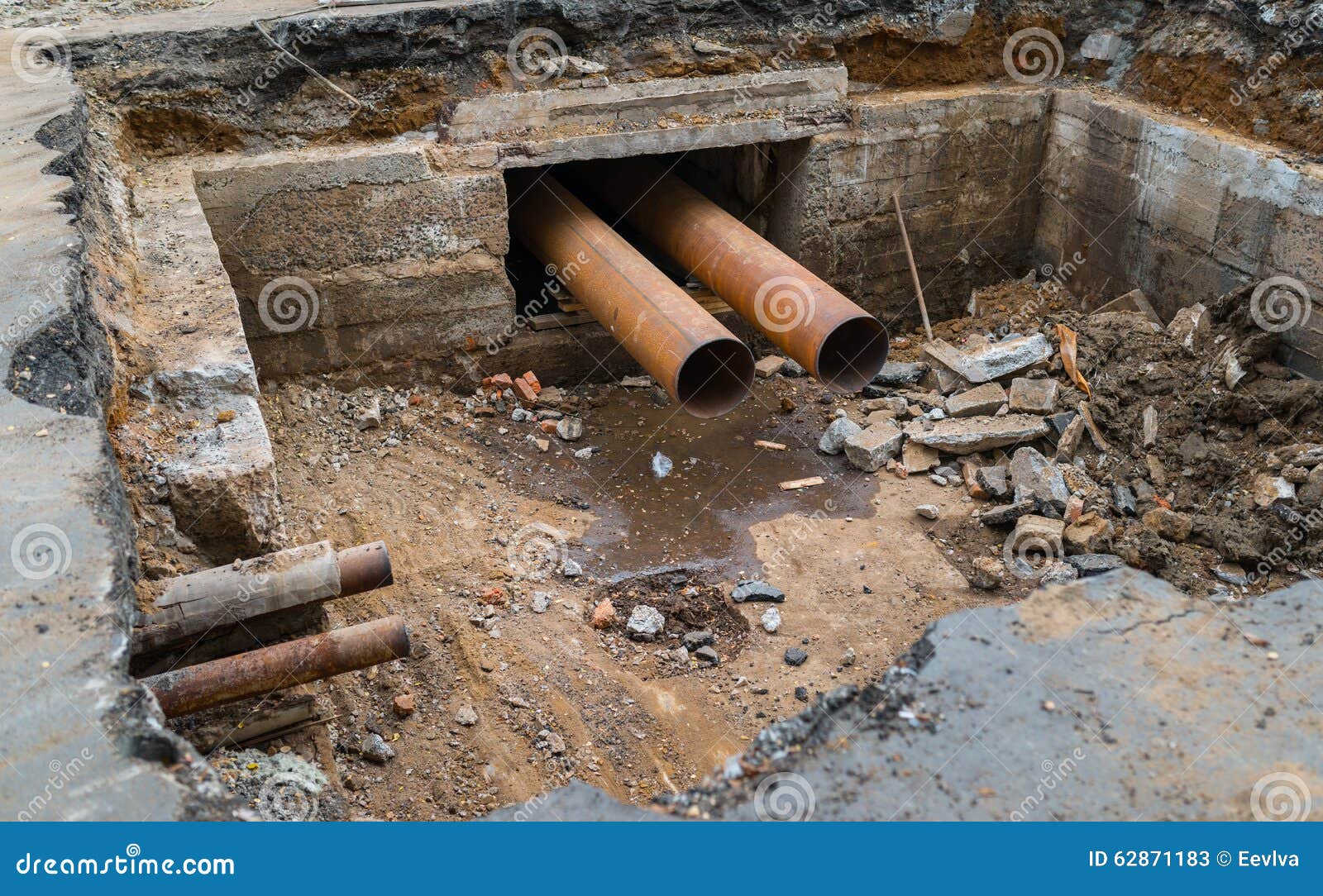 Repair of city sewer. stock image. Image of autumn, outdoors - 62871183