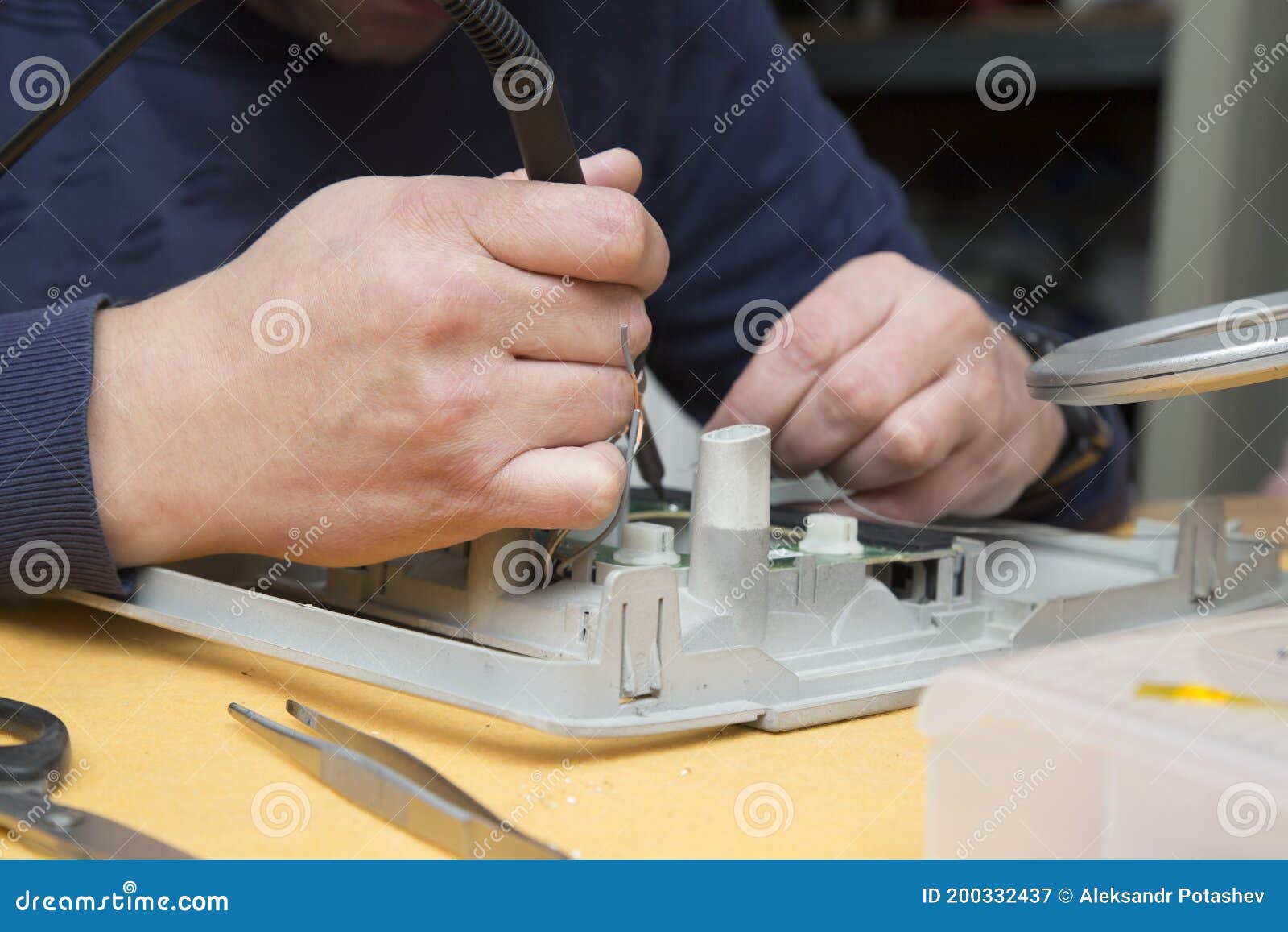 Repair of Electronic Boards. a Tool for Repairing Electronic Components ...