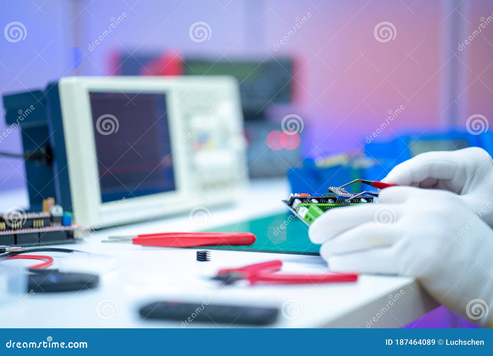Repair electronics device stock image. Image of electricity - 187464089