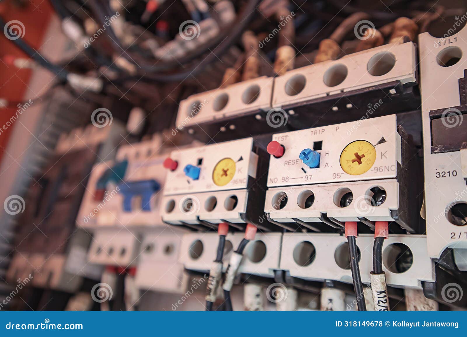 Messy Wires Stock Photography | CartoonDealer.com #3194180