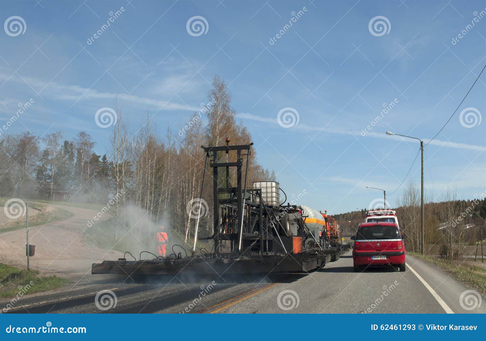 Repair of the highway editorial stock photo. Image of northern - 62461293