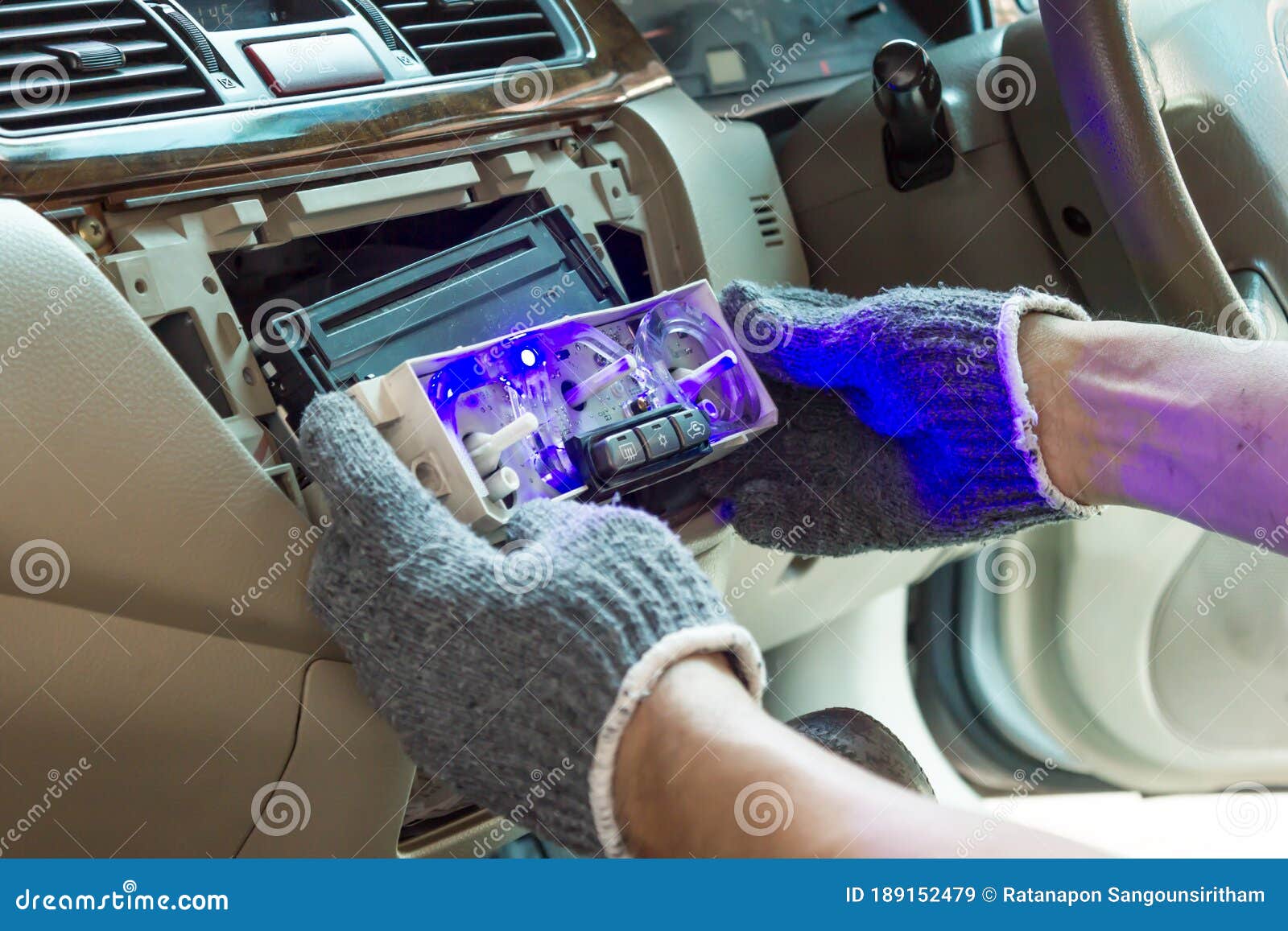 Repairing Car Front Panel, New T5 LED Light Blue Color, Car Service ...