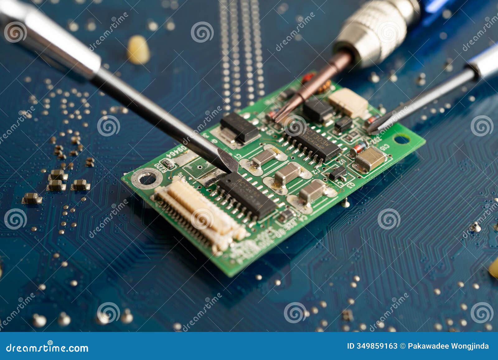 Repairing and Upgrade Circuit Mainboard of Notebook, Electronic ...