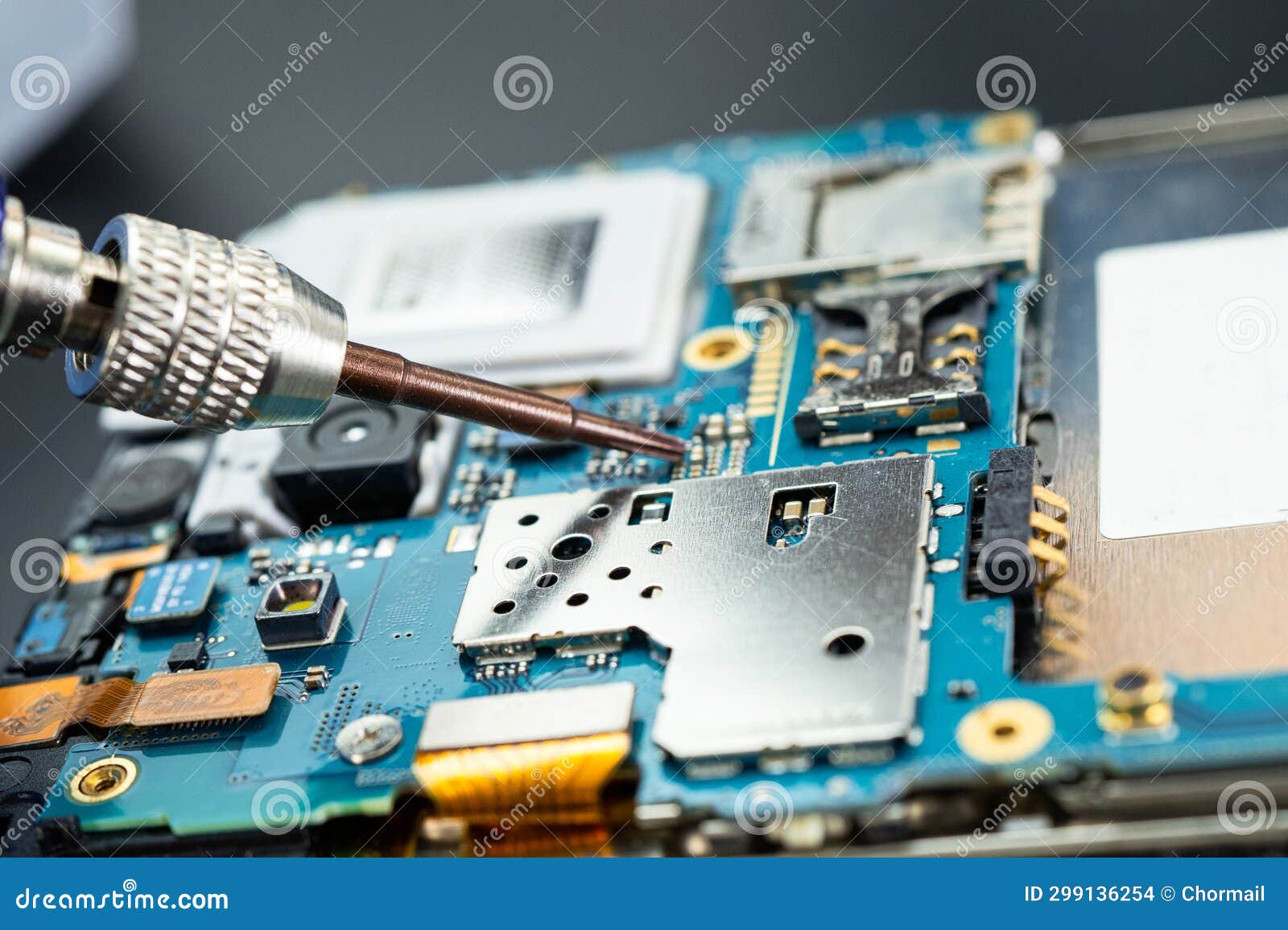 Repairing and Upgrade Circuit Mainboard of Notebook, Electronic ...