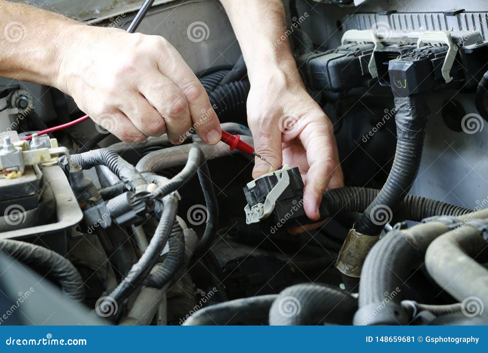 Repare car engine stock image. Image of troubleshooting - 148659681