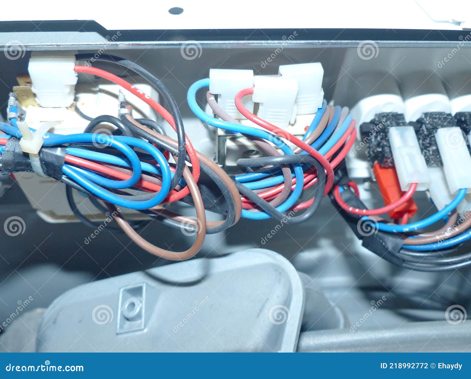 Replacement of the Control Unit Programmer of the Washing Machine that ...