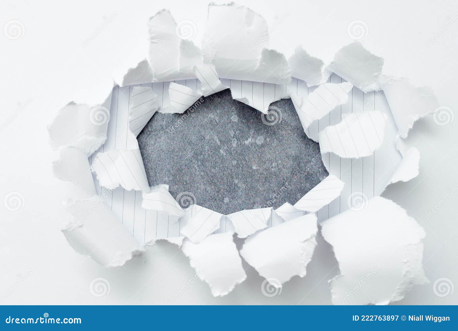 Replacing Old Wallpaper Design, Creating New Wall Pattern Layout ...