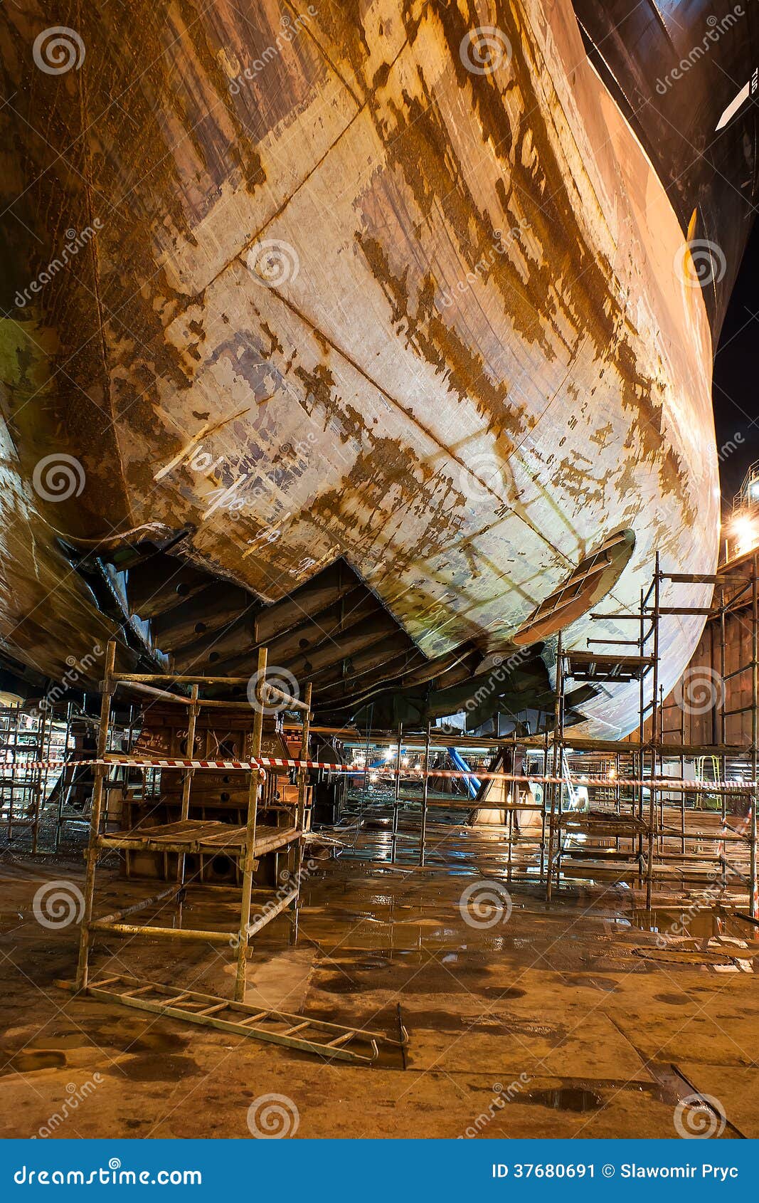 Bottom Plating Stock Photos - Free & Royalty-Free Stock Photos from ...