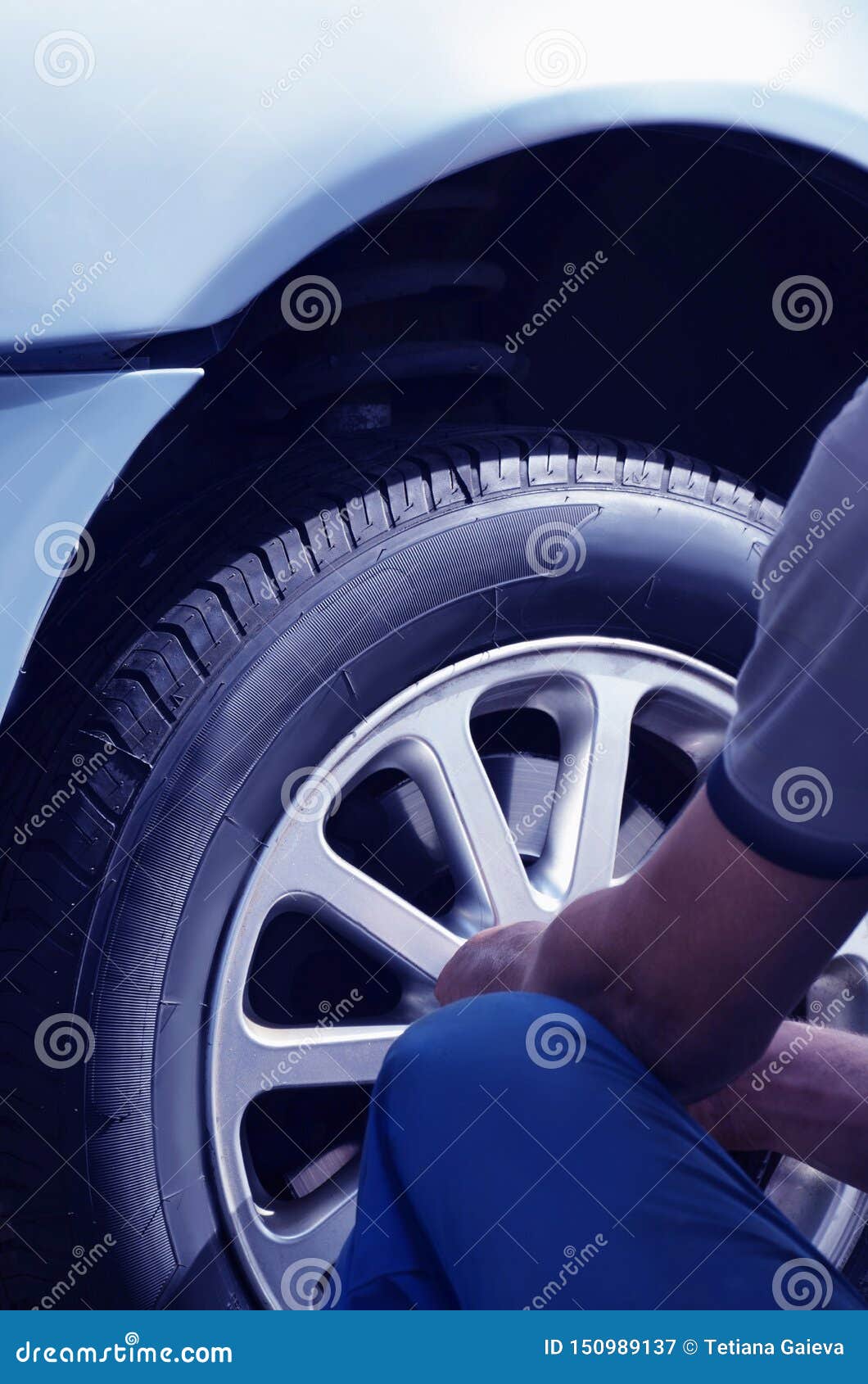 Replacing the Wheel in the Service Car Stock Image - Image of ...