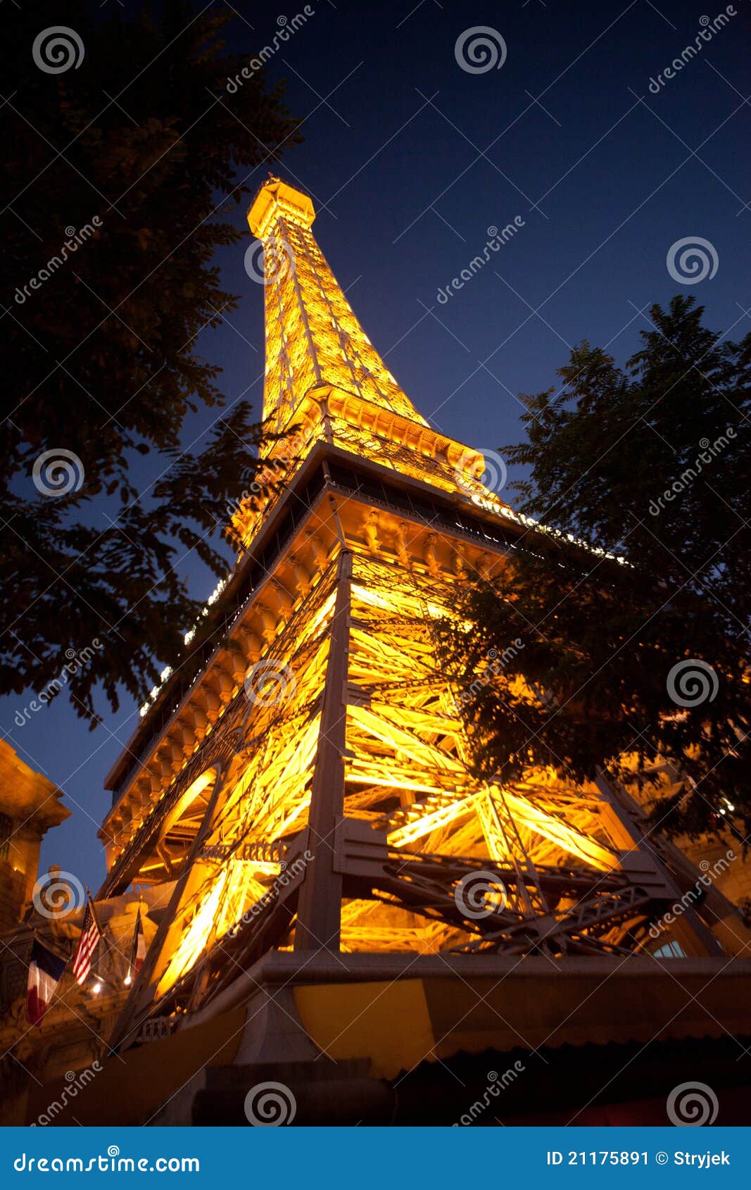 Replica of Eiffel Tower at the Paris Hotel Editorial Photo - Image of steel, restaurant: 21175891