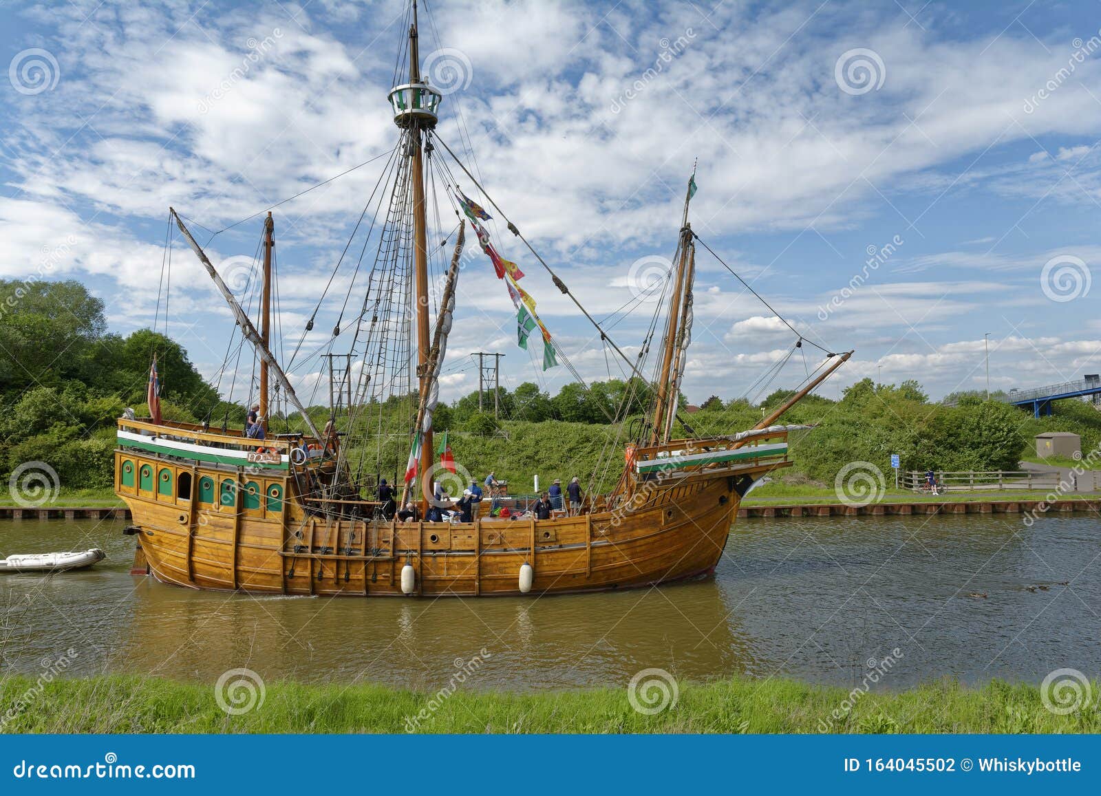 The Matthew Wooden Ship Is A Replica Of A Caravel Sailed By John Cabot ...