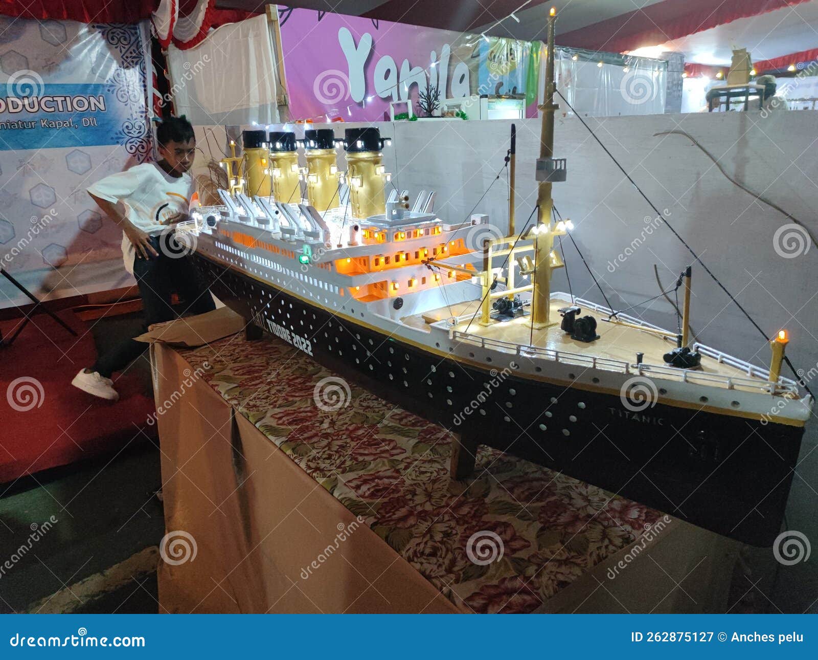 Titanic Ship Editorial Photo | CartoonDealer.com #45385889