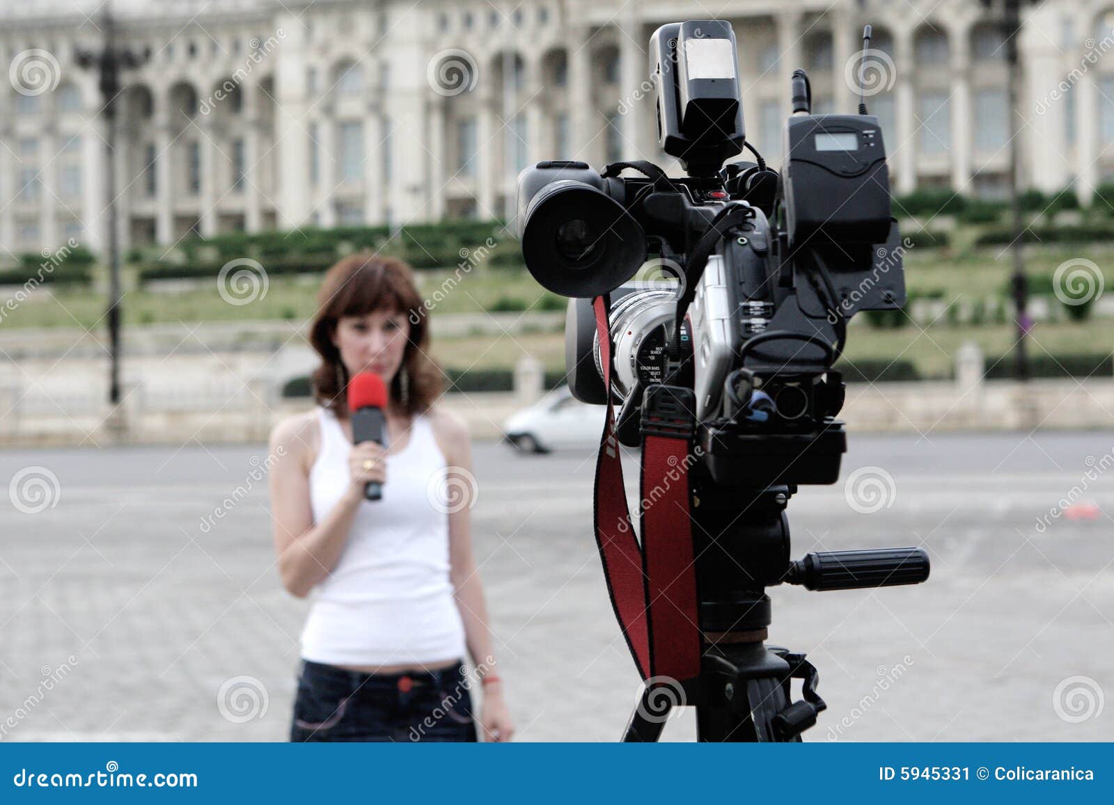Reporter stock image. Image of body, news, live, camera - 5945331