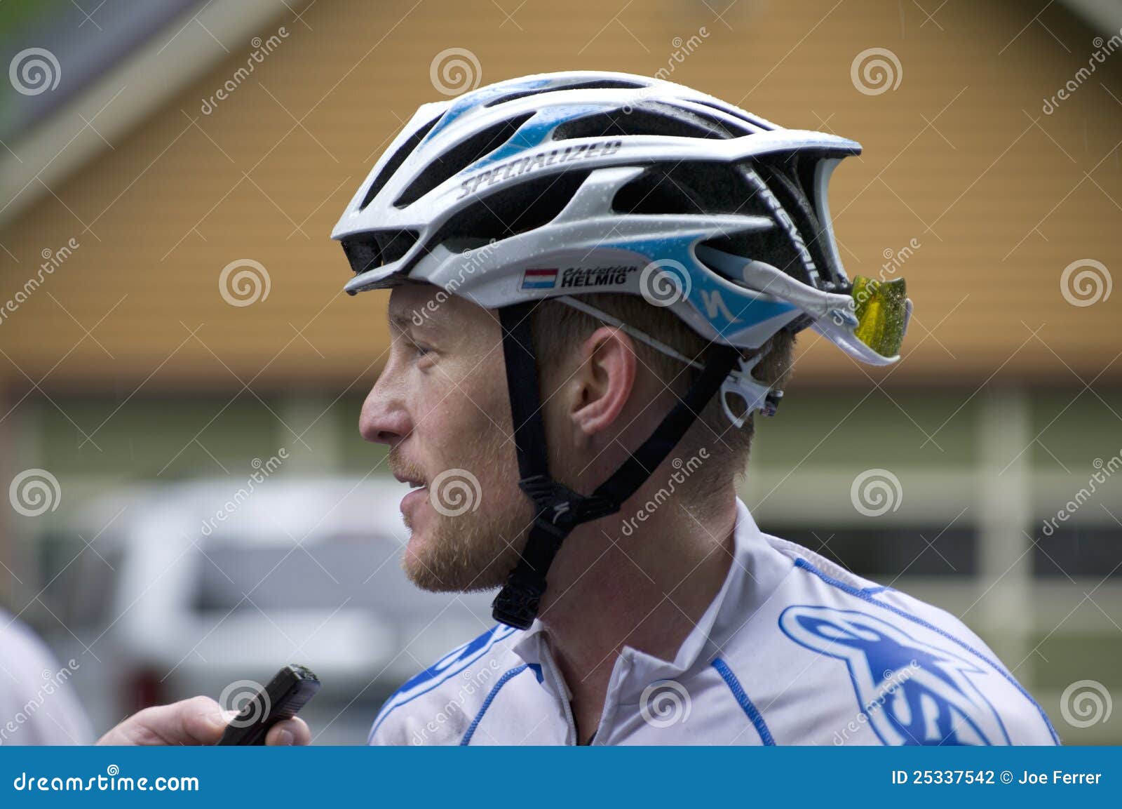 Reporter Interviews Helmig after Victory Editorial Photography - Image ...