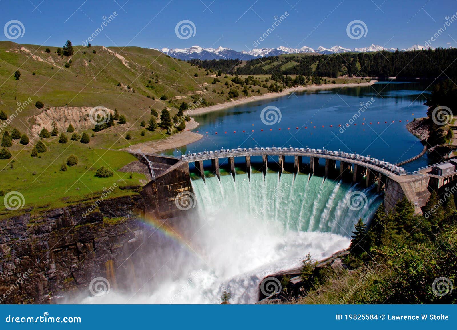 Represa Hydroelectric foto de stock. Imagem de whitewater - 19825584