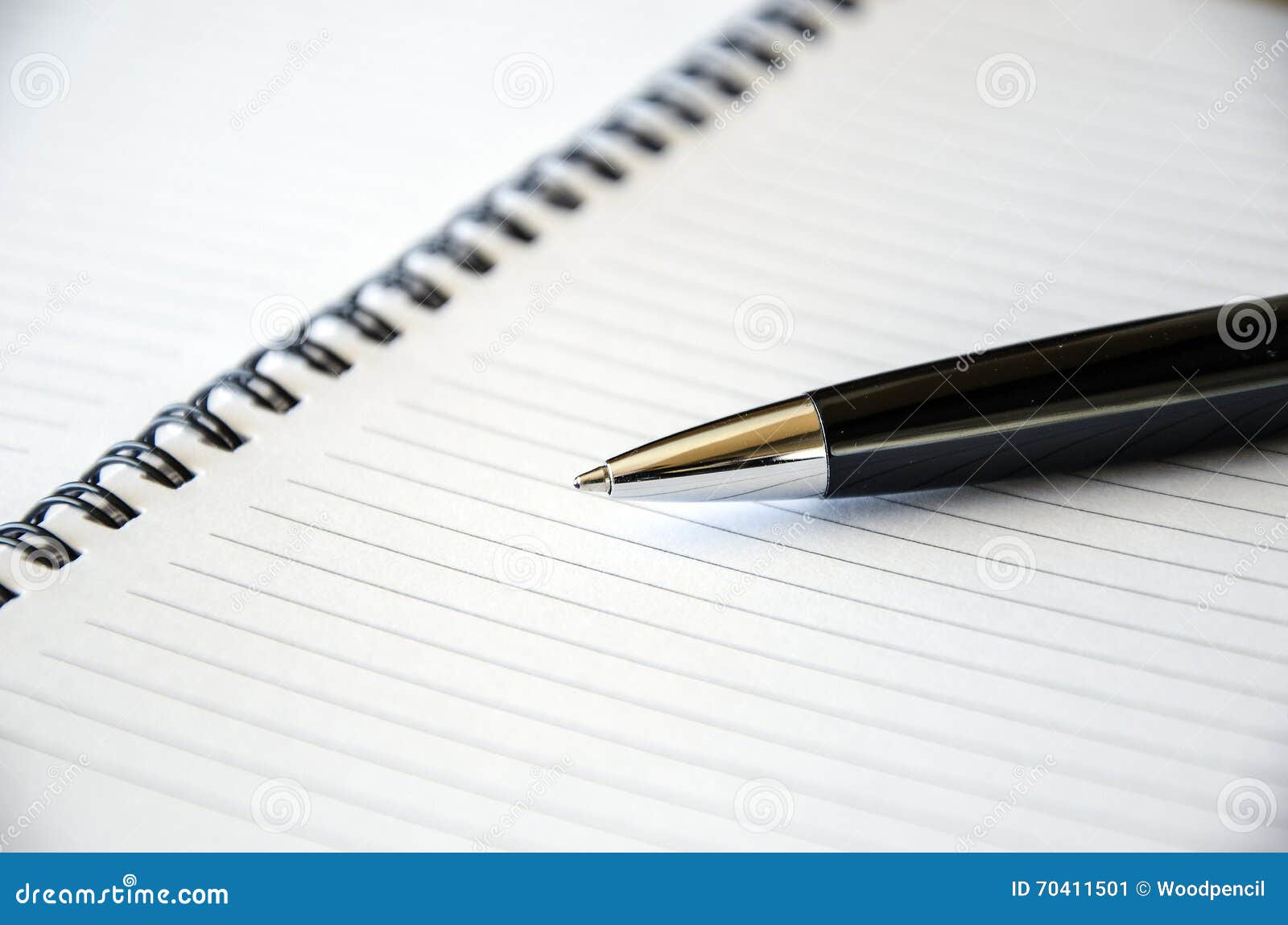 Representative Pen Laying on a Blank Note Book . Close-up View Stock ...
