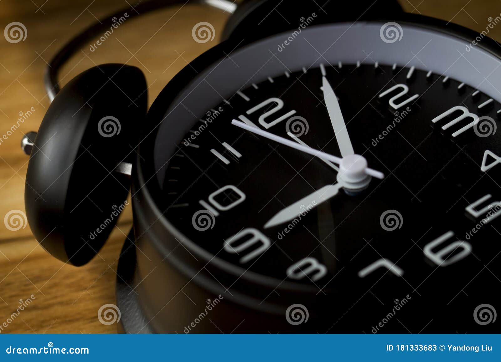 A Black Clock, Time Timer, Alarm Clock Stock Image - Image of retro ...