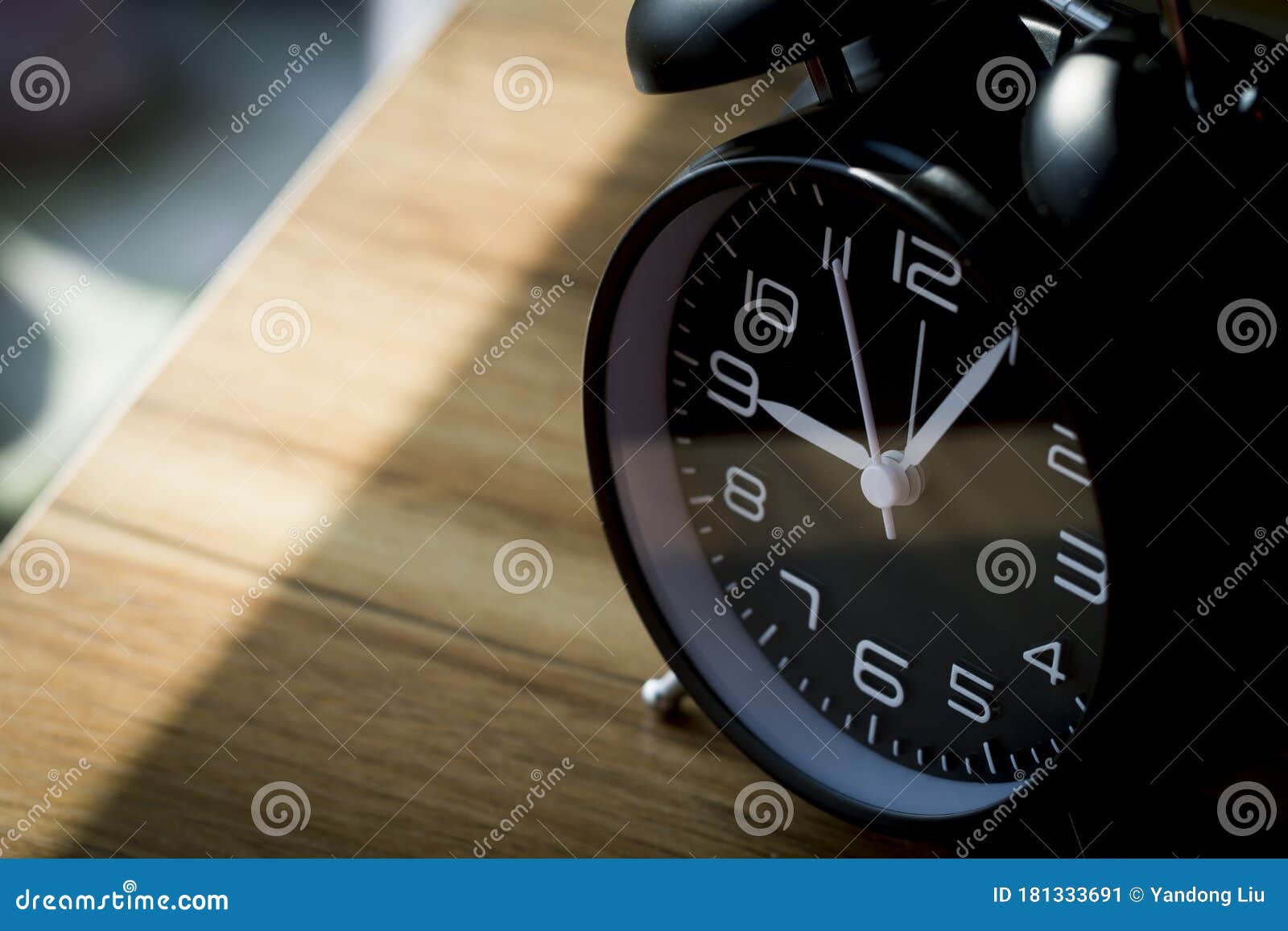 A Black Clock, Time Timer, Alarm Clock Stock Image - Image of morning ...