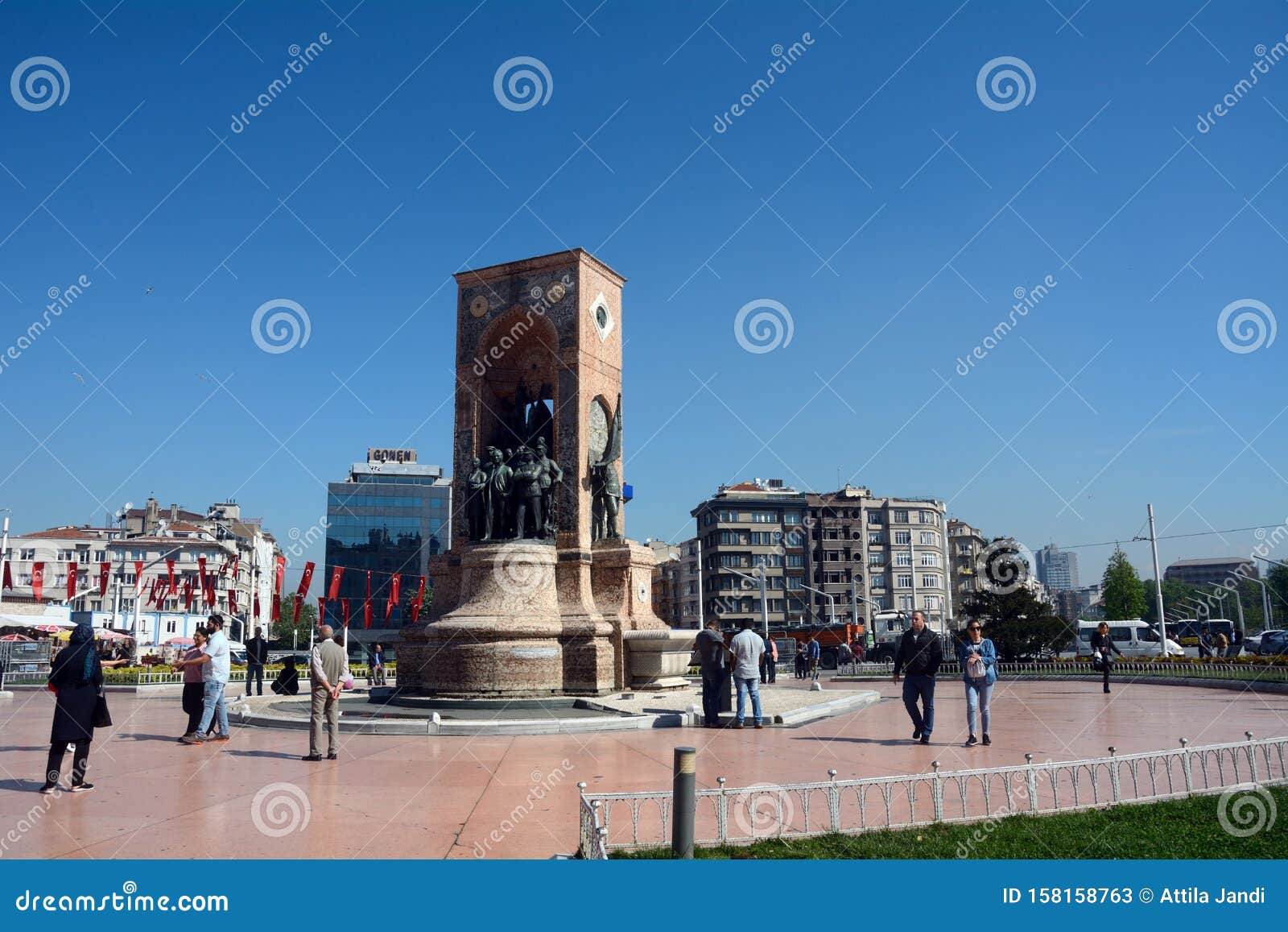 The Republic Monument, Istanbul, Turkey Editorial Stock Photo - Image ...