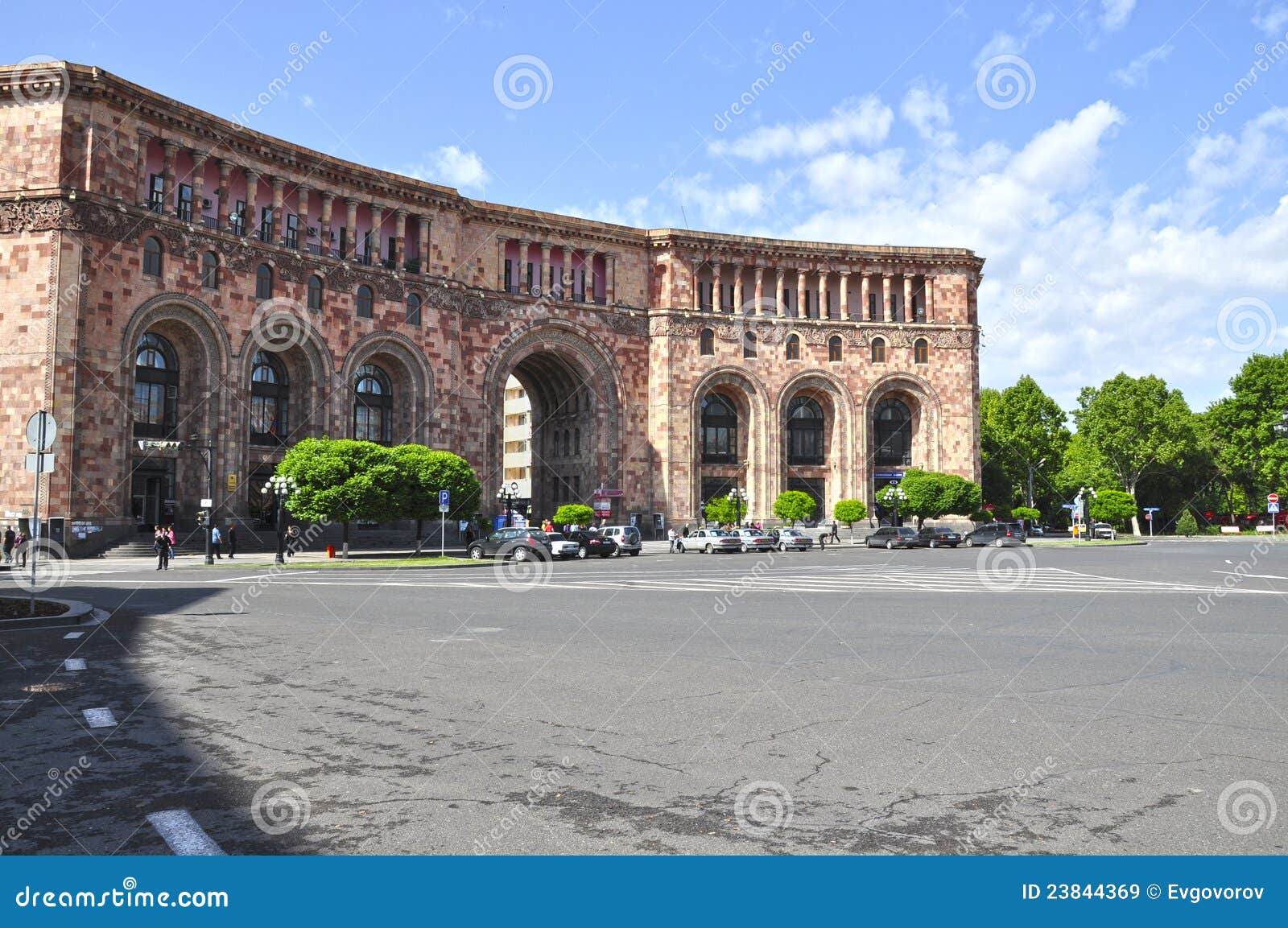 Republic Square in Yerevan. Editorial Stock Image - Image of tuff, post ...