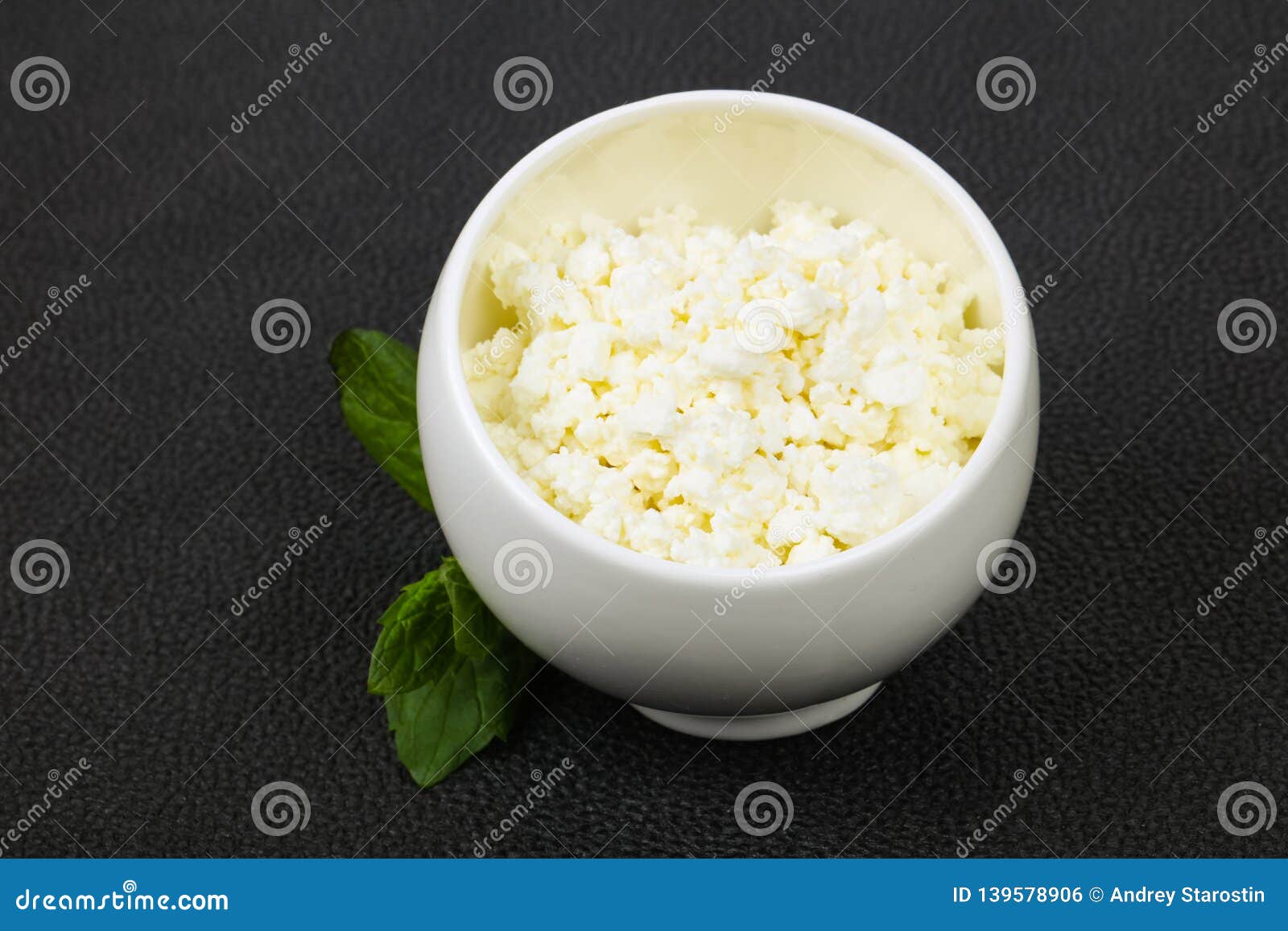 Reques?n natural foto de archivo. Imagen de cuajada - 139578906