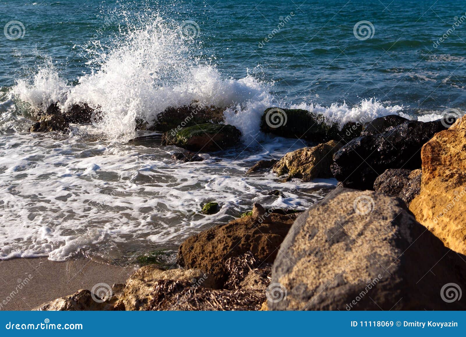 Resaca del mar imagen de archivo. Imagen de escénico - 11118069