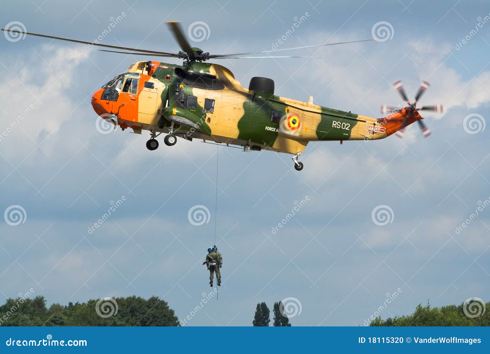 Rescue helicopter editorial image. Image of hero, alpine - 18115320