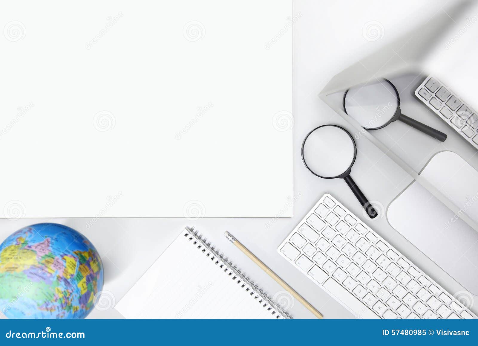 Research Concept, Top View of Desk with Computer Magnifying Glass Stock ...