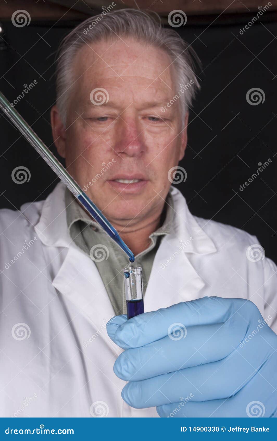 Research Engineer/scientist Stock Photo - Image of tube, scientist ...