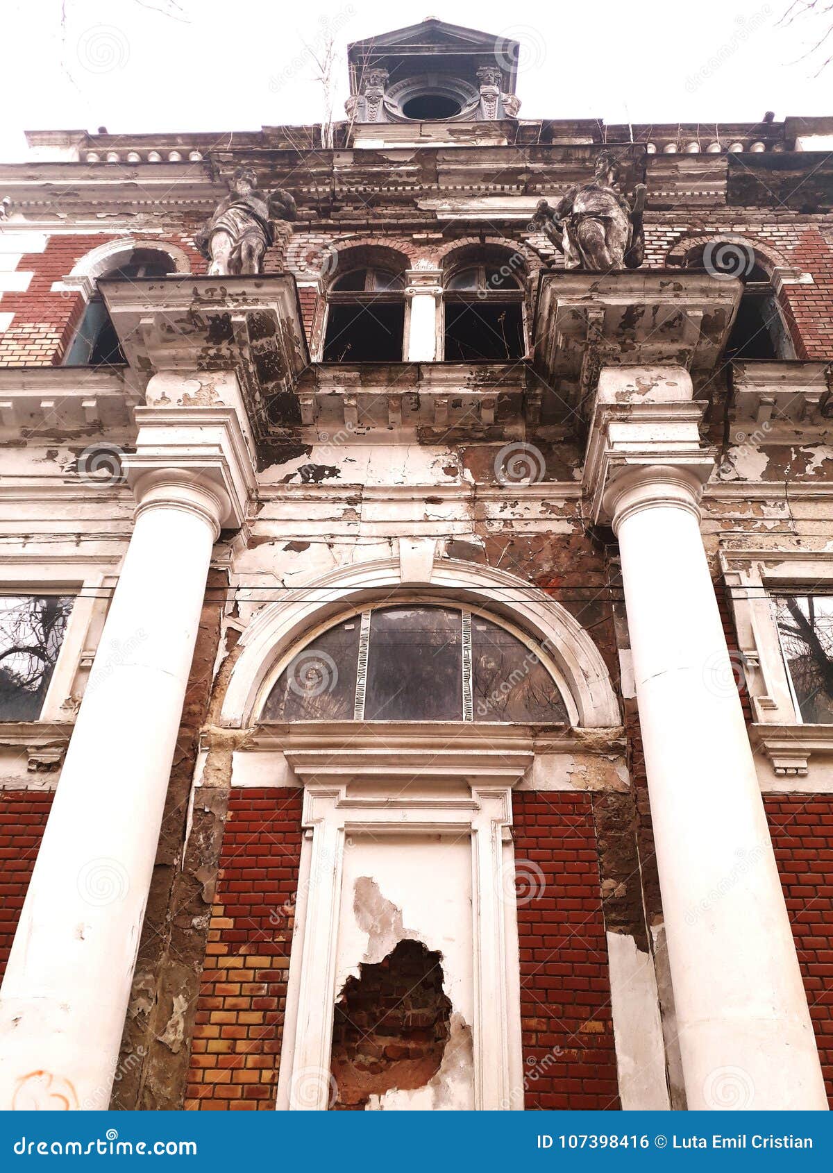 Reserva de agua de Sulf foto de archivo. Imagen de reserva - 107398416