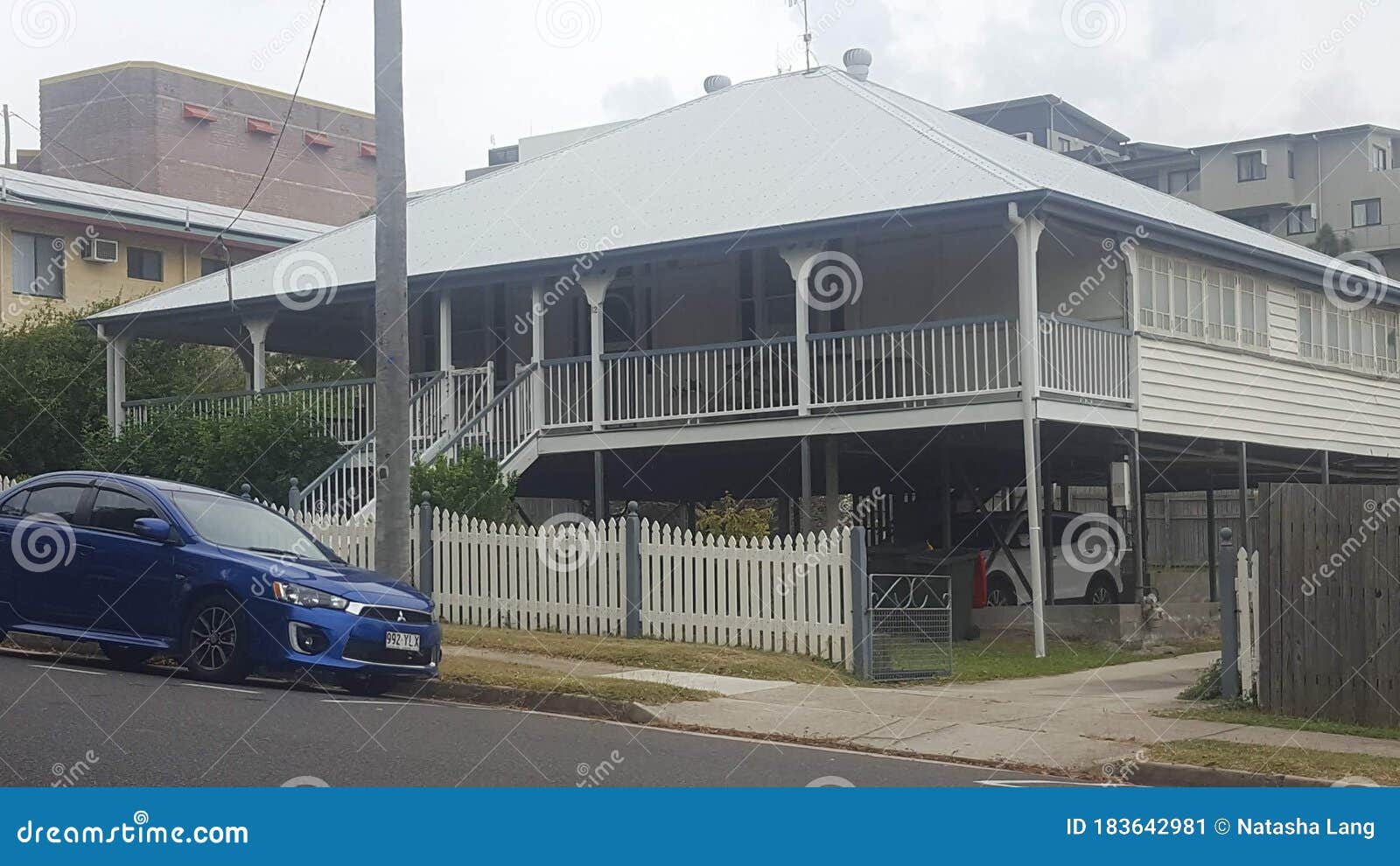 Residential - Architecturally Designed Queenslander Home Gladstone Qld ...