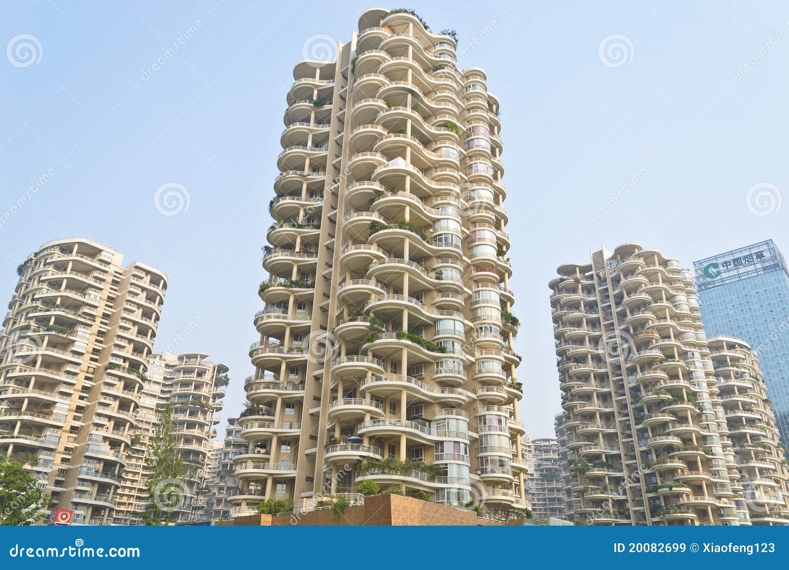 Residential building editorial stock image. Image of garden - 20082699
