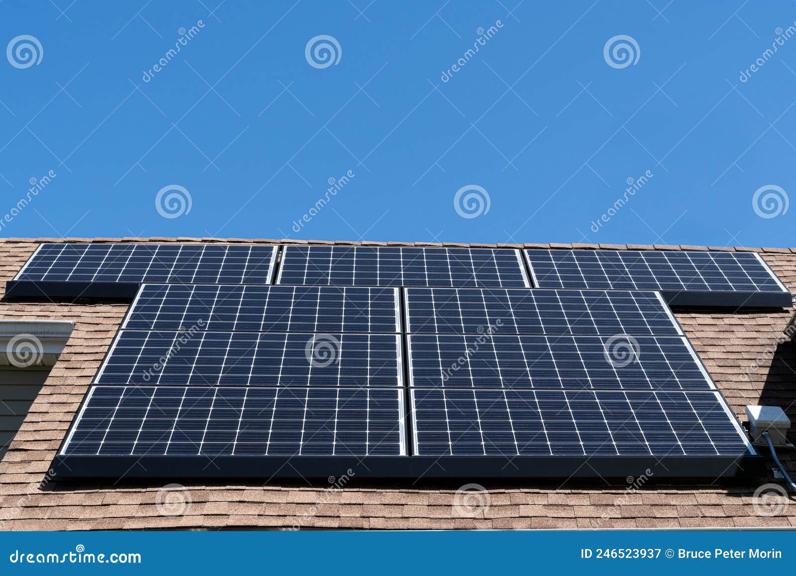 A Residential Solar Panel Array Stock Image - Image of blue, collector ...