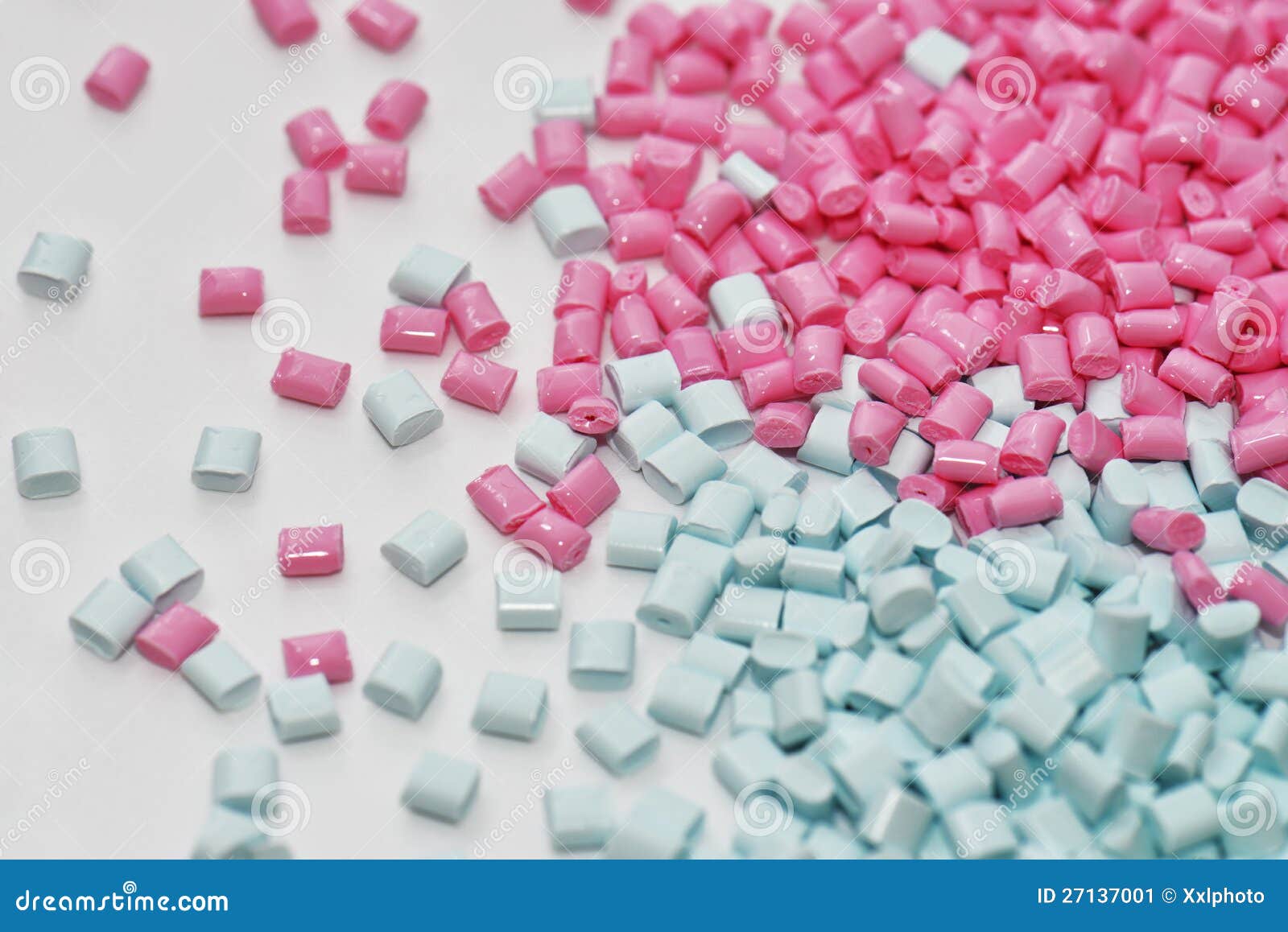 Resina rosada y azul imagen de archivo. Imagen de compuesto - 27137001