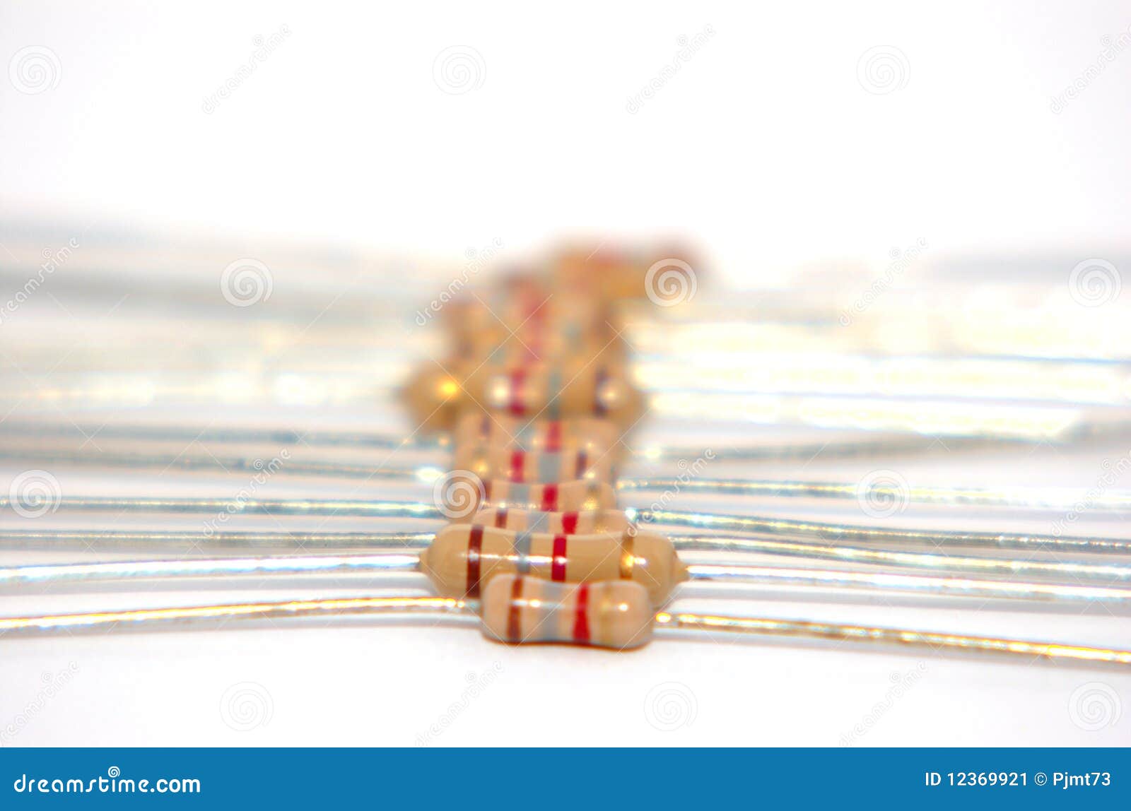 Resistori elettrici 3 immagine stock. Immagine di elettrico - 12369921