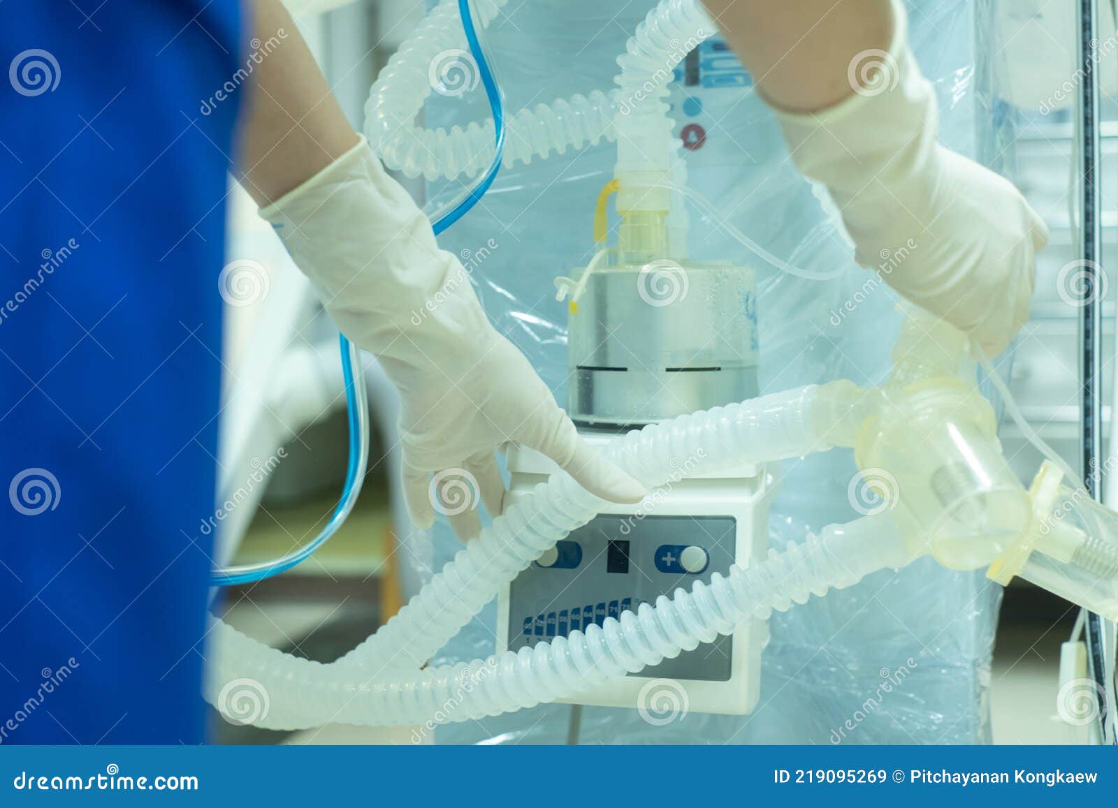 Respiratory Connection Tube, HME Filter, Carbon Dioxide Sensor And ... Respiratory Connection Tube, HME Filter, Carbon Dioxide Sensor And ...
