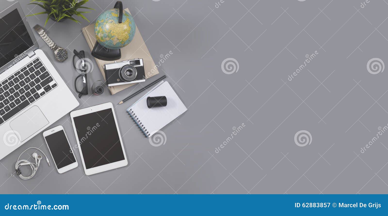 Responsive Webdesign Office Desk Hero Header Stock Image - Image of ...