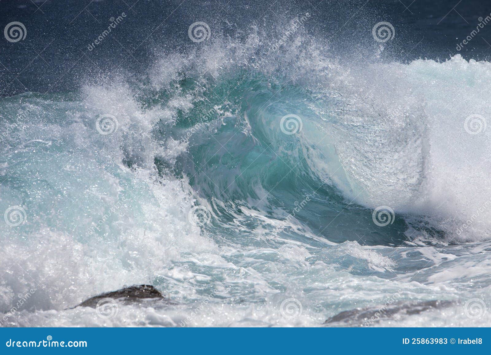 Ressac image stock. Image du environnement, mouvement - 25863983