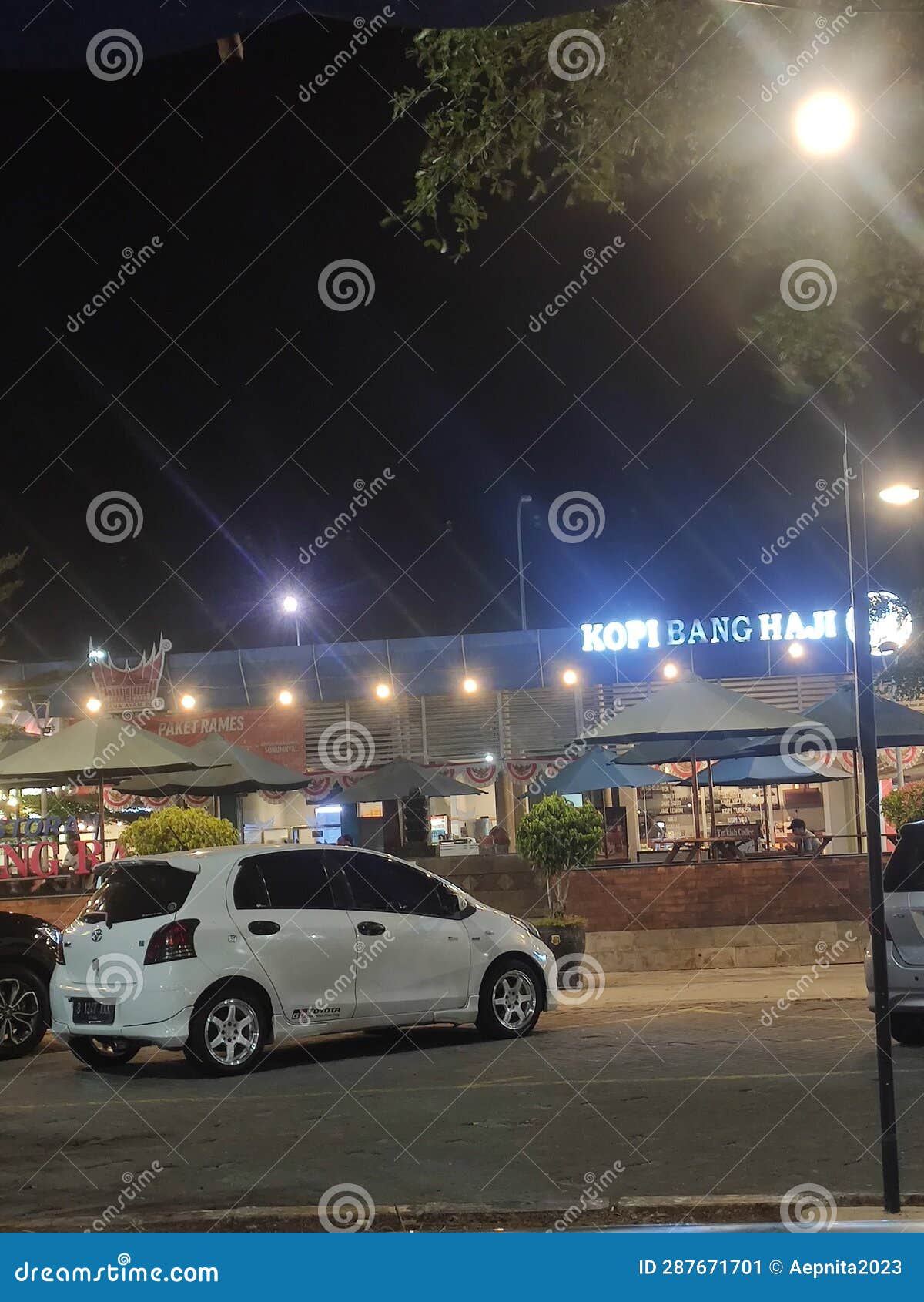 Rest area KM165 TOL CIPALI editorial photo. Image of cipali - 287671701