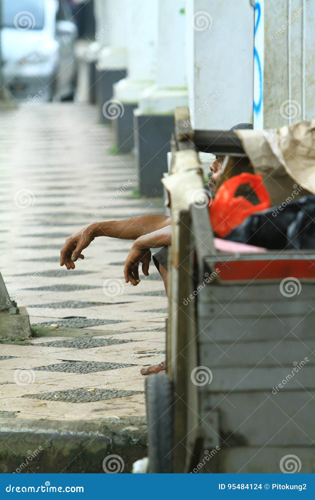 Rest editorial stock image. Image of resting, people - 95484124