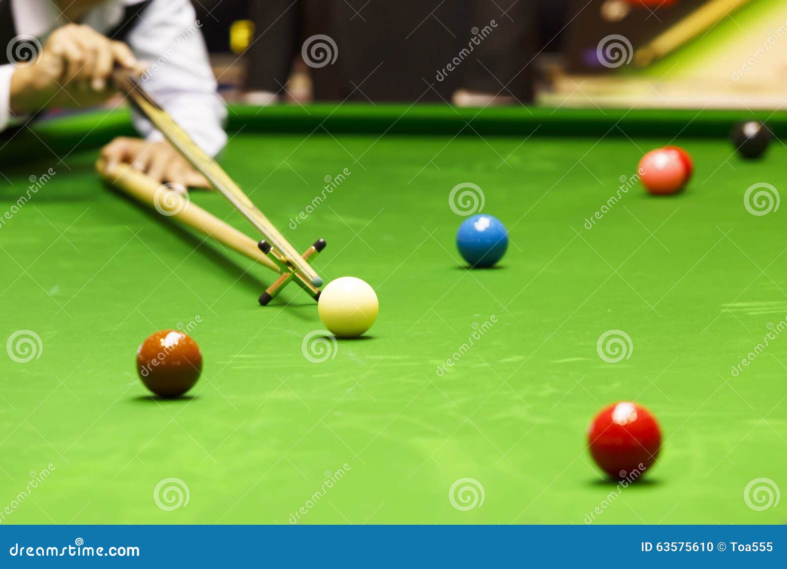 Rest Stick on Snooker Table Stock Photo - Image of closeup, field: 63575610