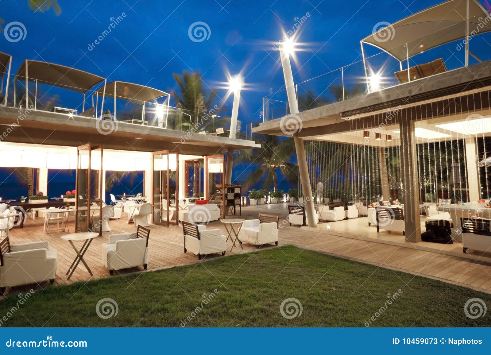 Restaurant on the beach stock image. Image of restaurant - 10459073