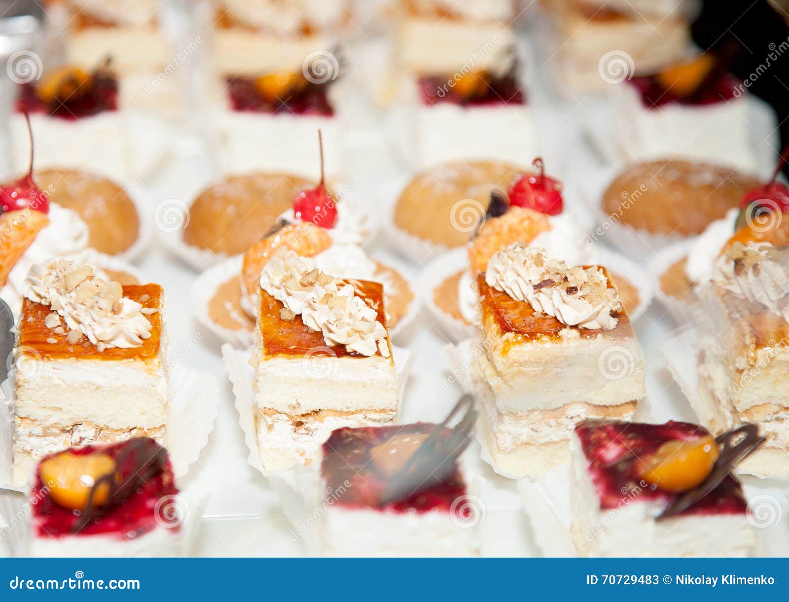 Restaurant Buffet Reception Cake Photo 14 Stock Image - Image of ...