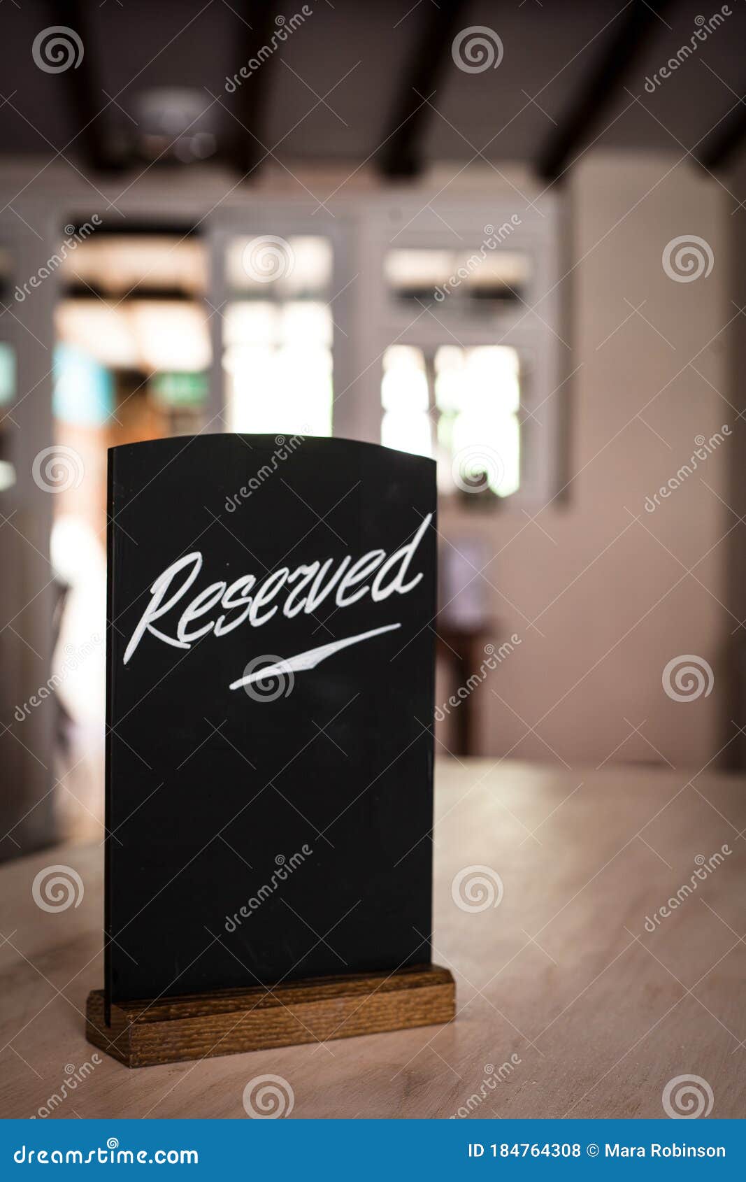 Restaurant Cafe Table with Reserved Sign Tableware on an Empty Table ...