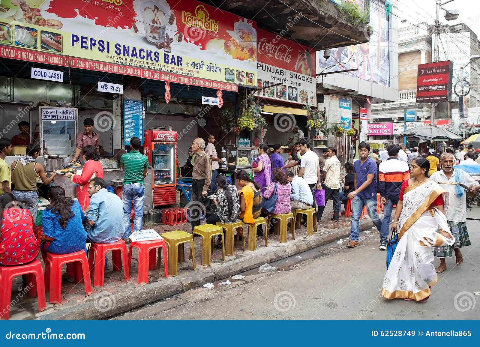 Restaurant Dans Kolkata, Inde Image stock éditorial - Image du système ...