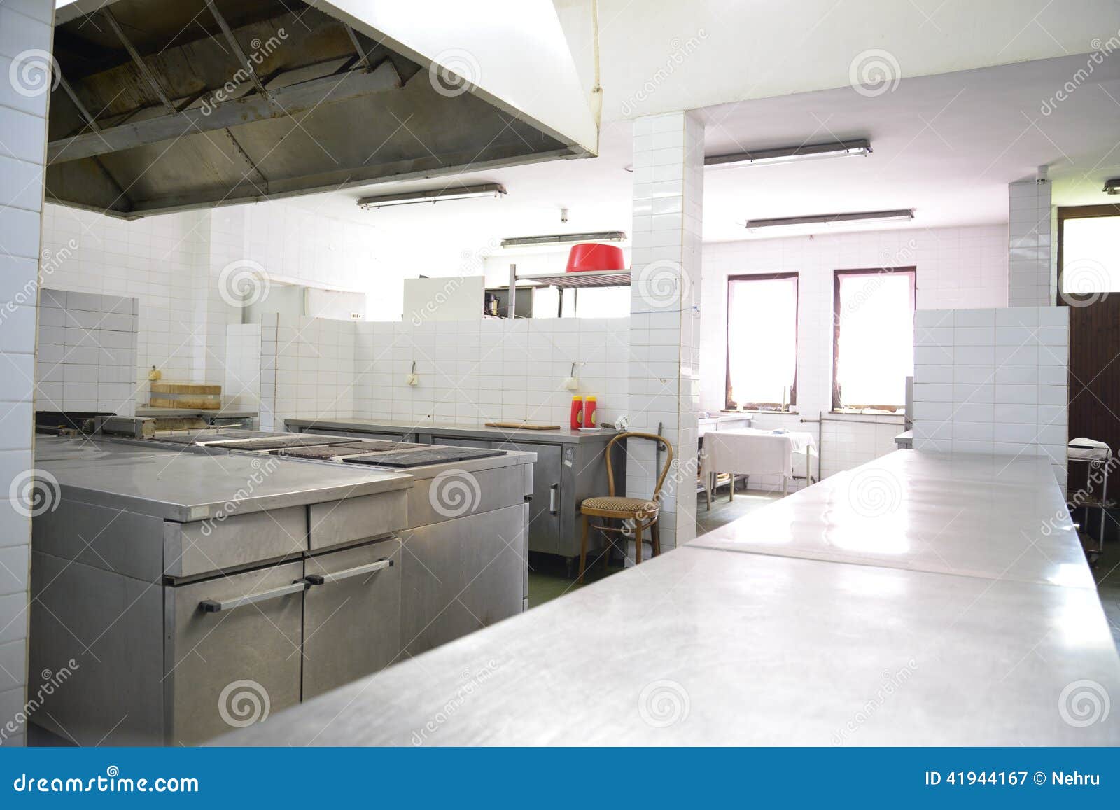 Restaurant kitchen stock image. Image of dish, clean - 41944167