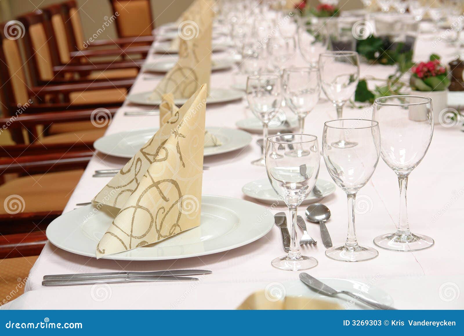 Restaurant table setting stock image. Image of goblets - 3269303 Restaurant table setting stock image. Image of goblets - 3269303