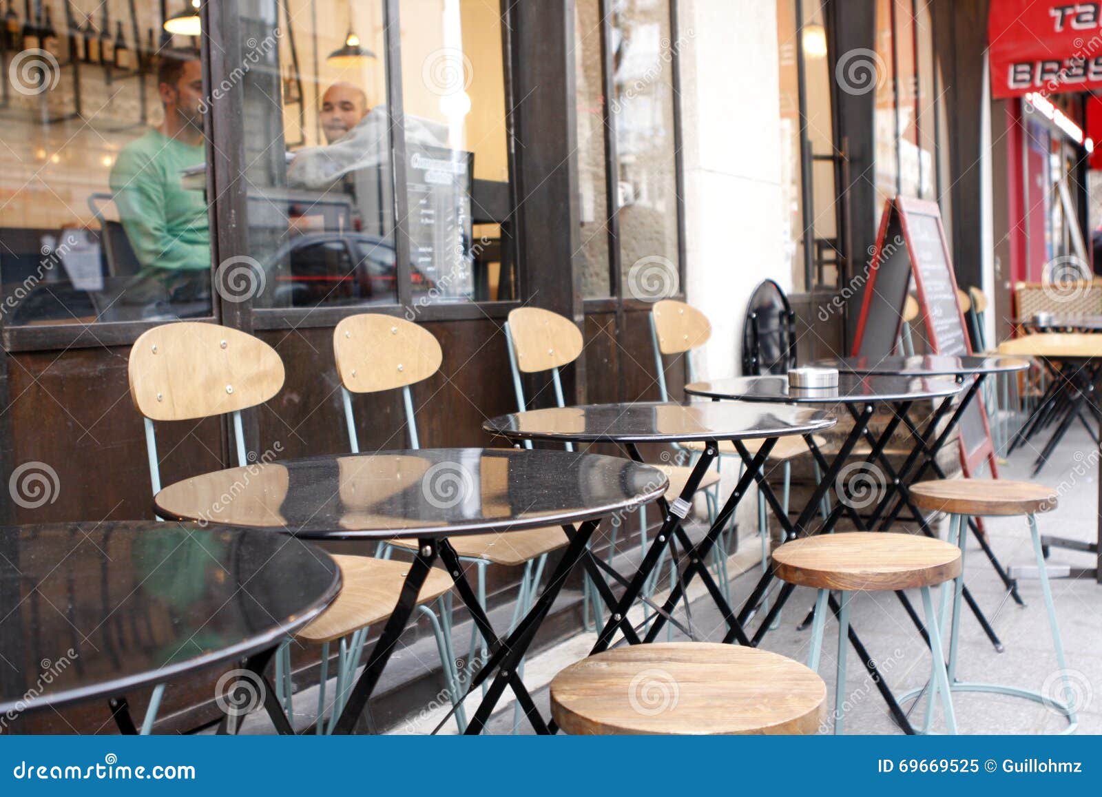 Restaurant terrace editorial image. Image of meal, cook - 69669525