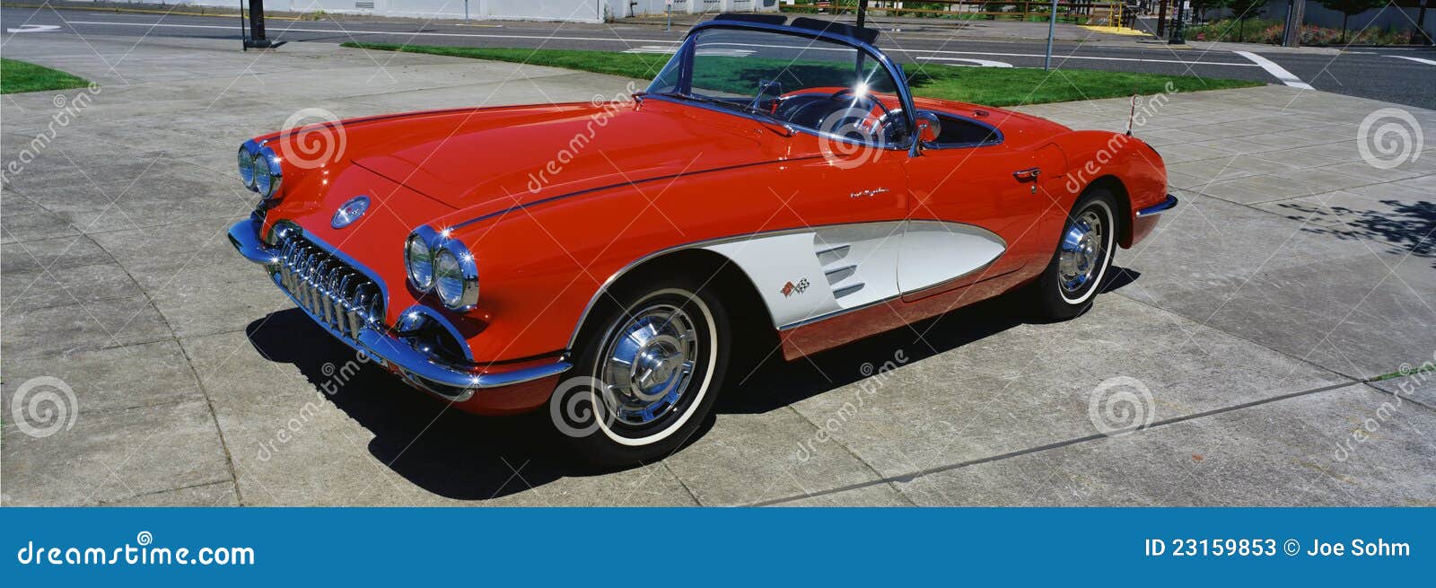 Restored Corvette editorial stock photo. Image of sunny - 23159853